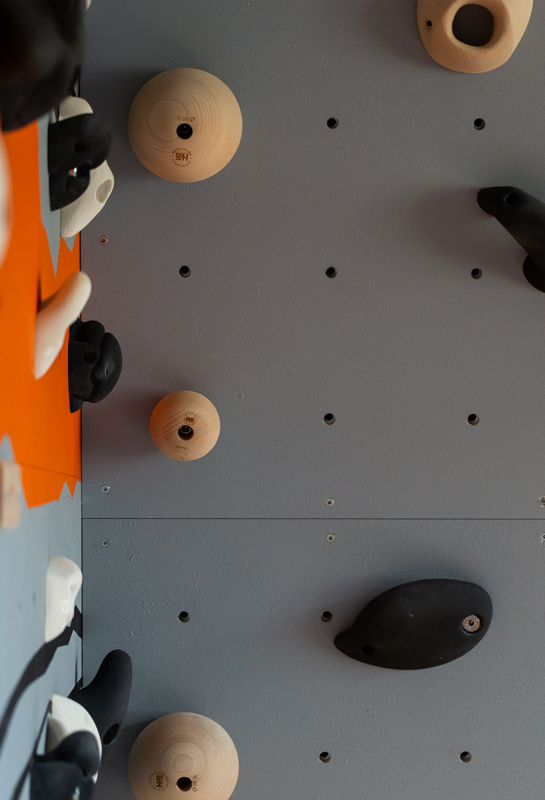 Mur-d-escalade-interieur-conception-installation-CLIMB-IT-escalade ...